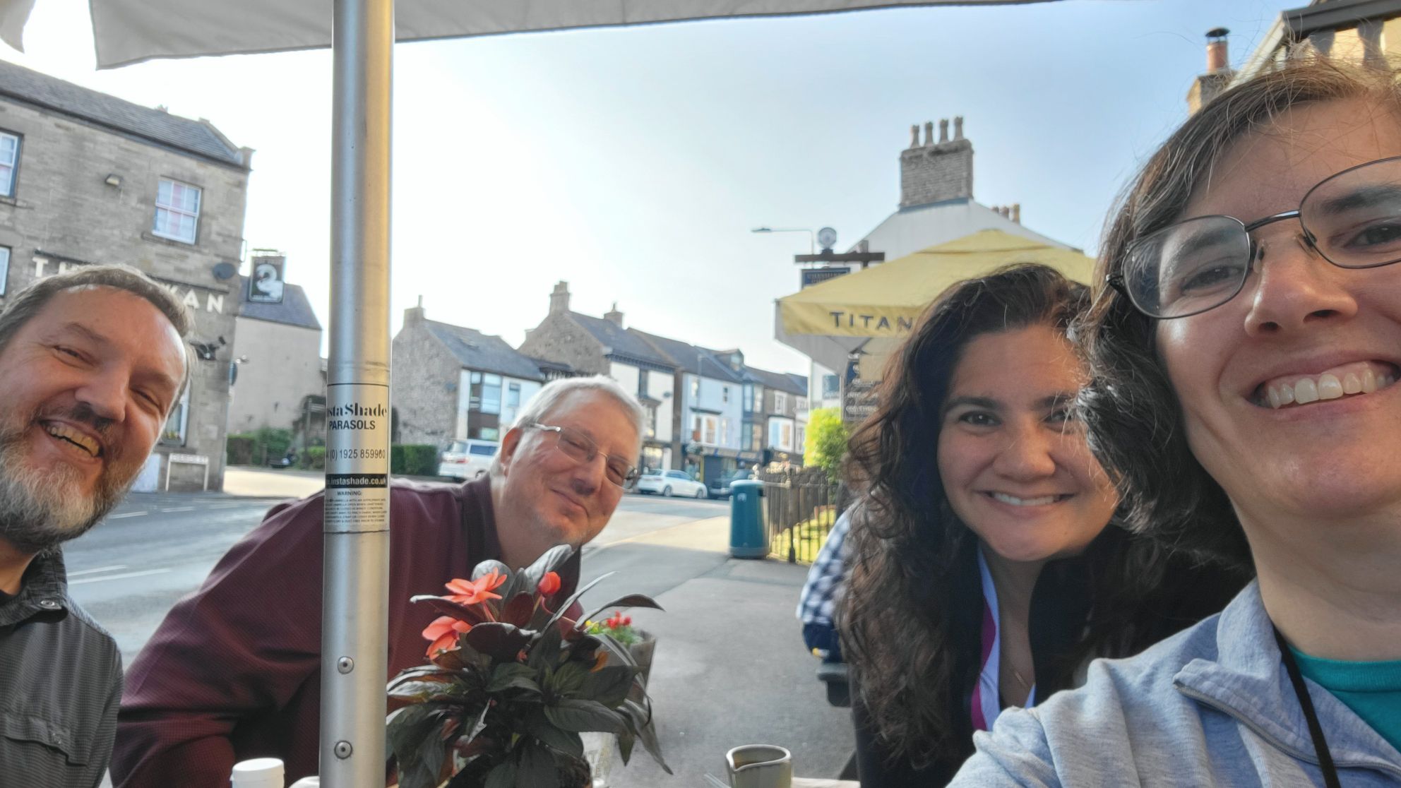 Pinazoo, Days 0 and 1 – The Toast Point Page